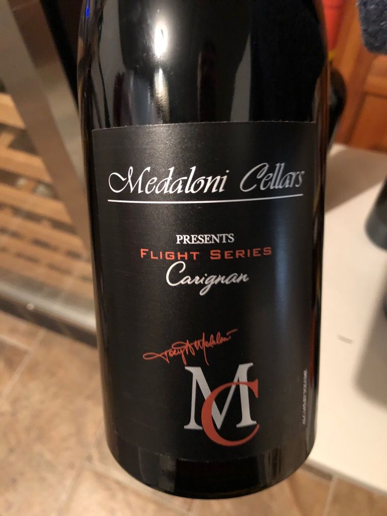 NV Medaloni Cellars Flight Series Medaloni Cellars, USA, North Carolina ...