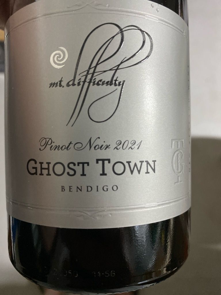 2021 Mt. Difficulty Pinot Noir Ghost Town, New Zealand, South Island ...