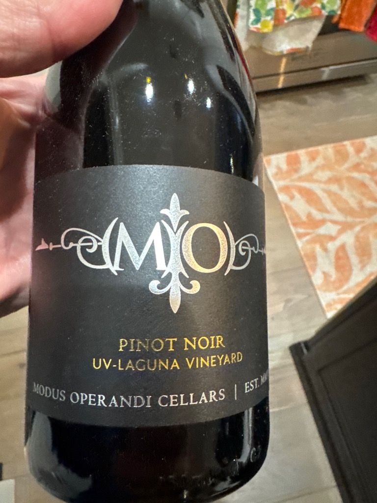 2022 Modus Operandi Cellars Pinot Noir UV-Laguna, USA, California ...