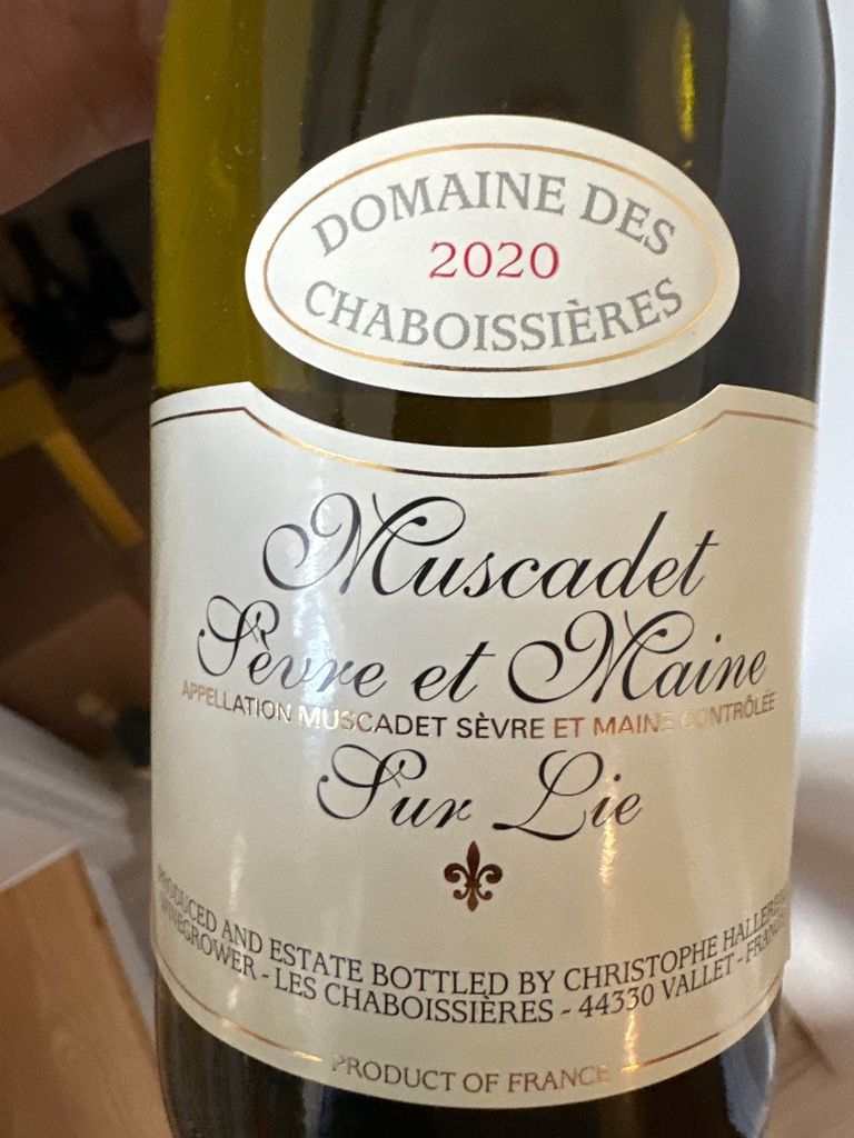 2020 Domaine des Chaboissieres Muscadet de Sèvre-et-Maine sur lie ...
