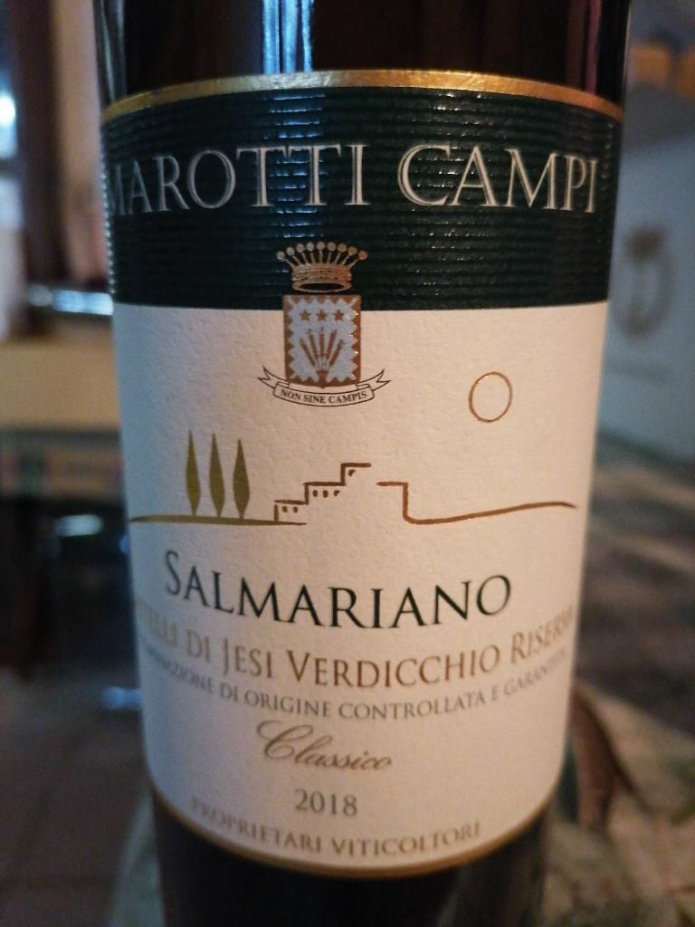2020 Marotti Campi Verdicchio dei Castelli di Jesi Classico Riserva ...