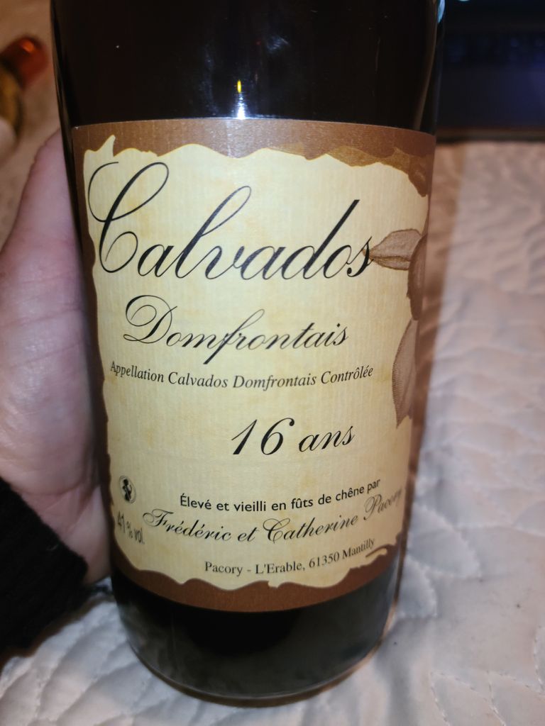 NV Domaine Pacory Calvados Domfrontais 16 ans, France, Normandy ...