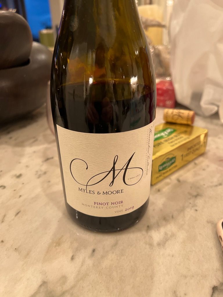 2018 Myles & Moore Pinot Noir, USA, California, Central Coast, Monterey ...
