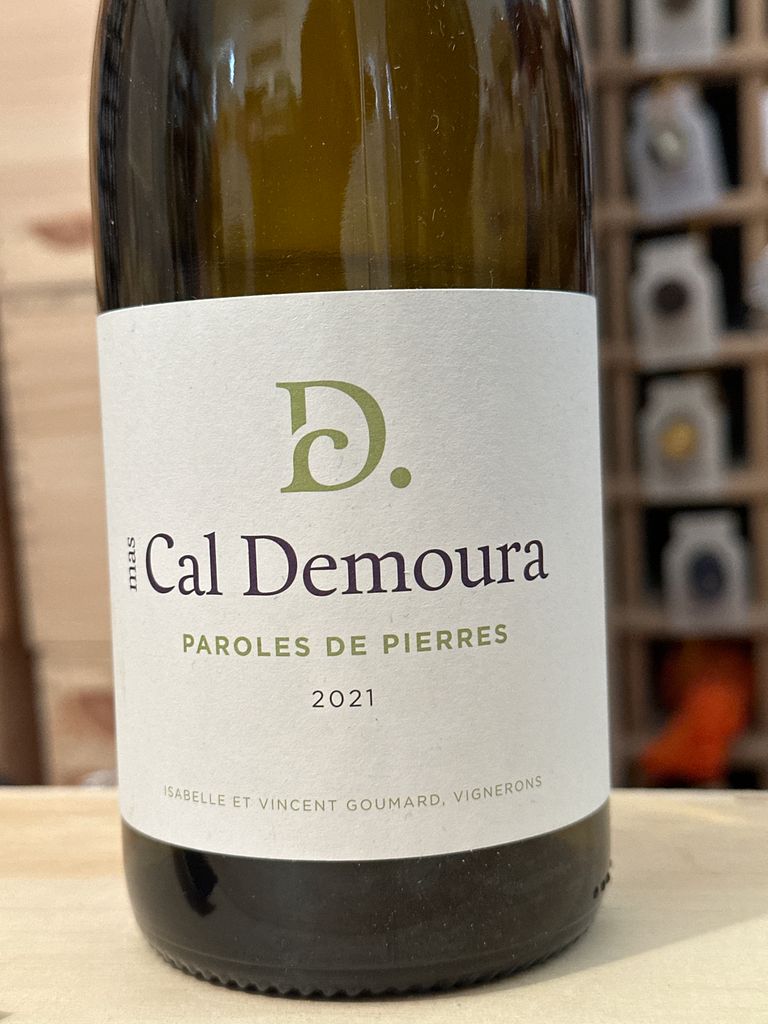 2020 Mas Cal Demoura Saint-Guilhem-le-Désert Paroles de Pierre, France ...