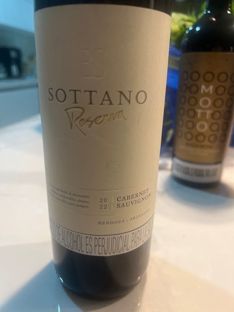 NV Bodega Sottano Cabernet Sauvignon Reserva, Argentina, Mendoza, Lujan ...