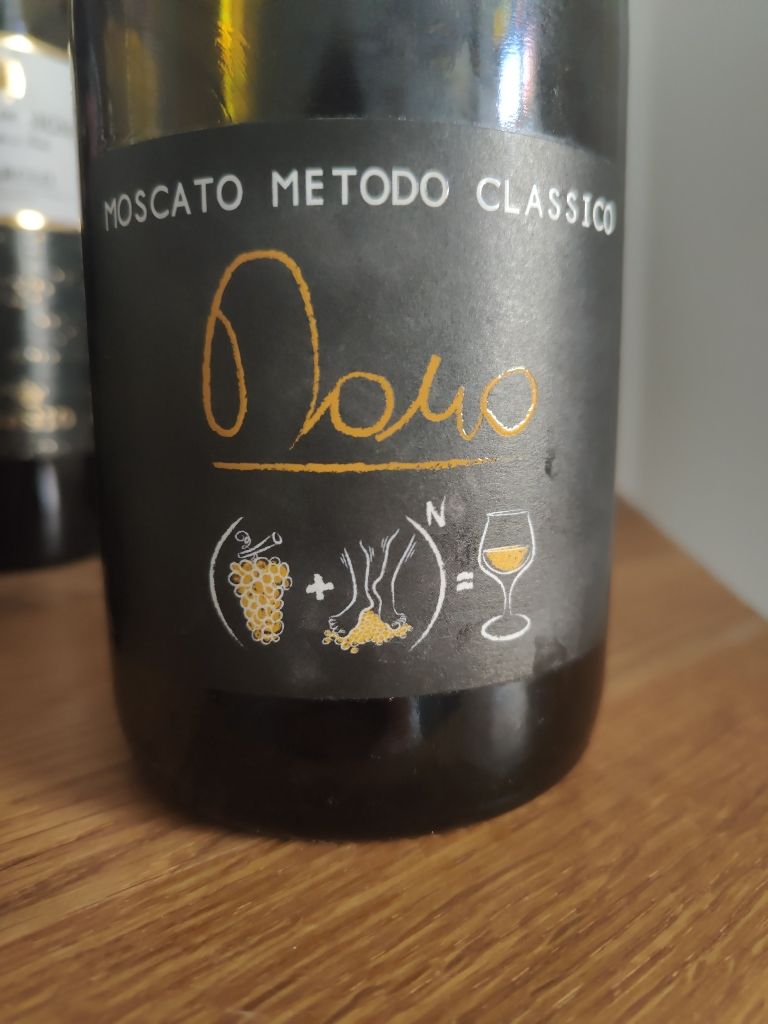 NV Adriano Grasso Moscato Metodo Classico Doro, Italy, Piedmont, Vino ...