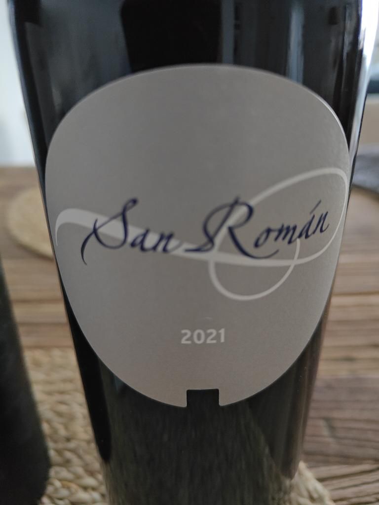 2021 Bodegas y Viñedos San Roman Toro Viña San Román, Spain, Castilla y ...