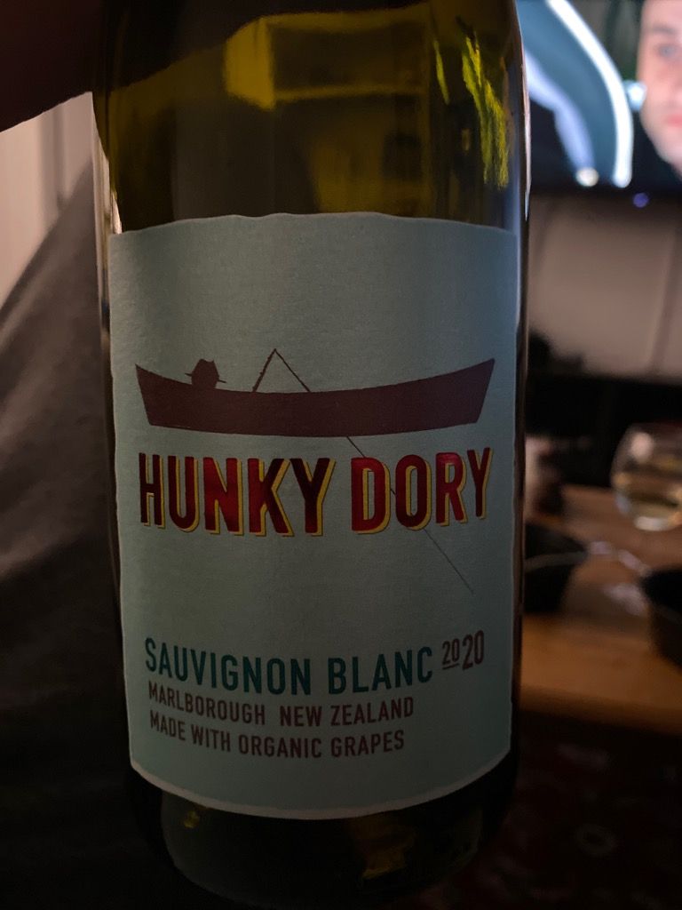 2015 Hunky Dory Sauvignon Blanc, New Zealand, South Island, Marlborough ...