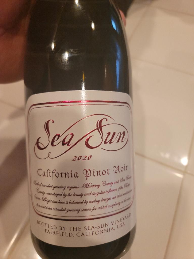 2020 Sea Sun Vineyard Pinot Noir California, USA, California ...
