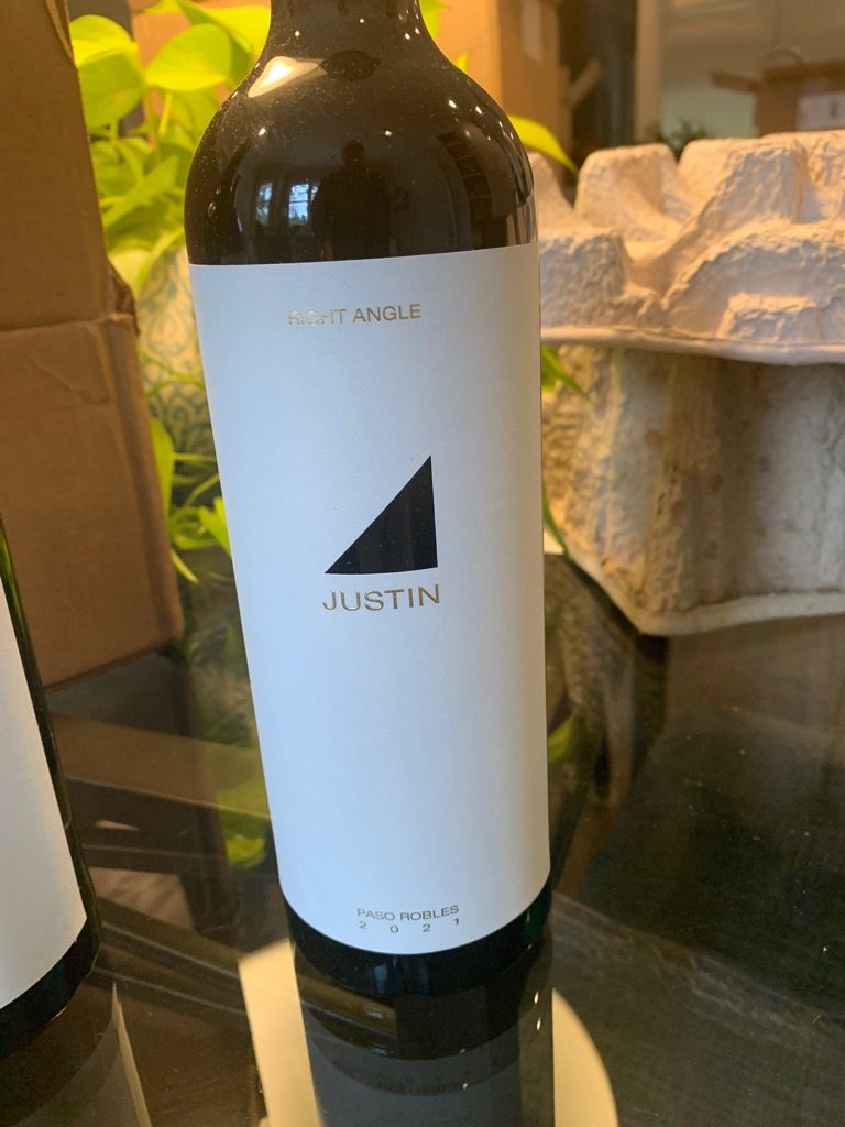 2021 Justin Vineyards & Winery Right angle, USA, California, Central ...