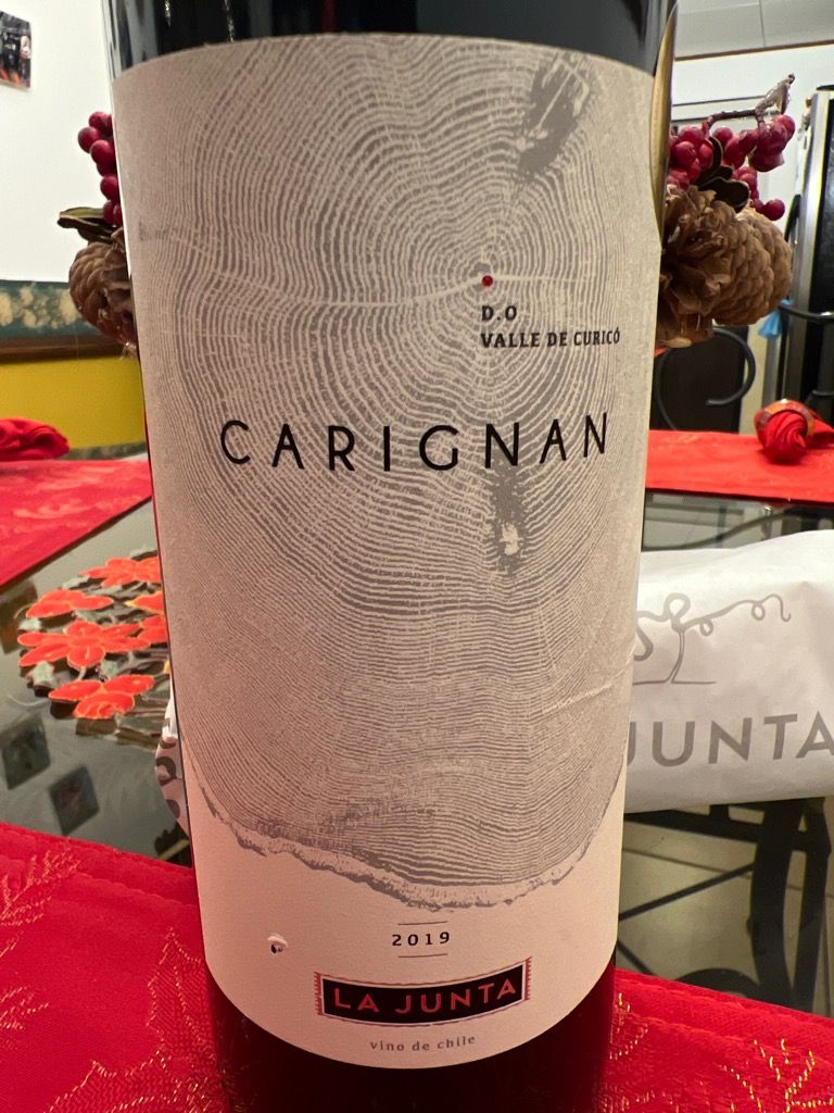2022 La Junta Carignan, Chile, Curico Valley - CellarTracker