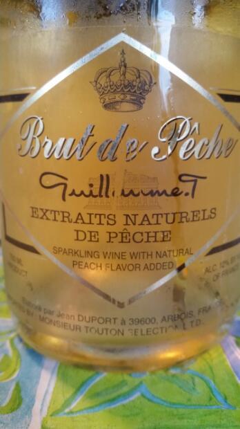NV Guillaume Brut de Pêche, France - CellarTracker