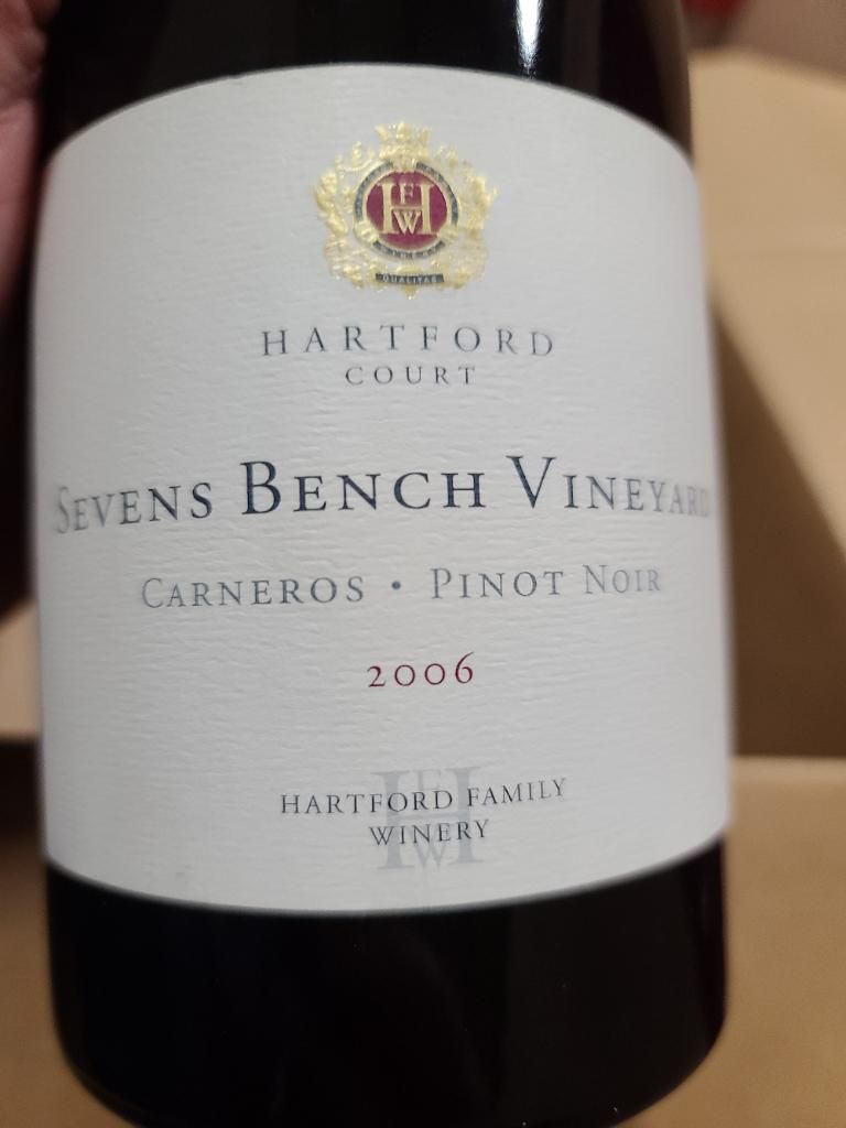 2006 Hartford / Hartford Court Pinot Noir Sevens Bench Vineyard, USA ...