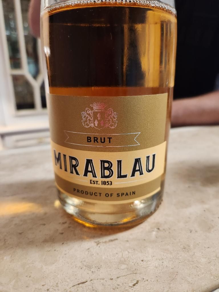 NV Juan Ramon Lozano Mirablau Brut, Spain, Castilla-La Mancha, La ...