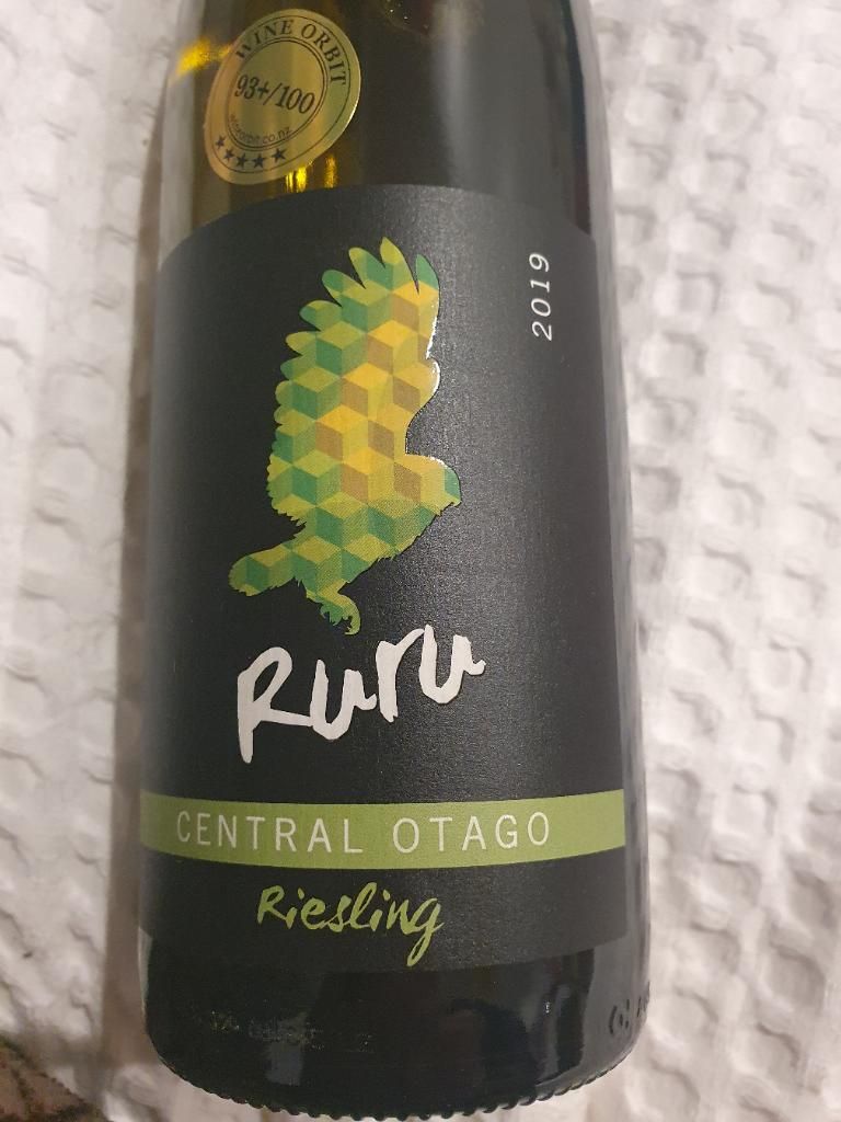 2019 Immigrants Vineyard Riesling Ruru, New Zealand, South Island ...
