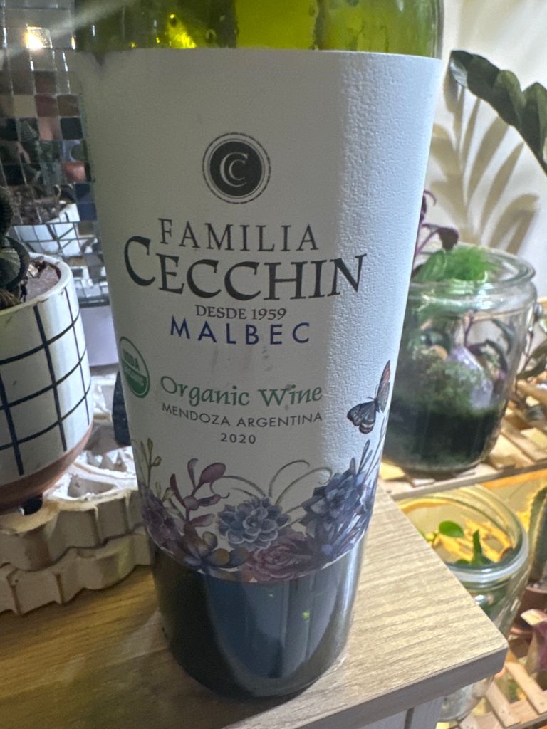 2022 Familia Cecchin Malbec, Argentina, Mendoza - CellarTracker