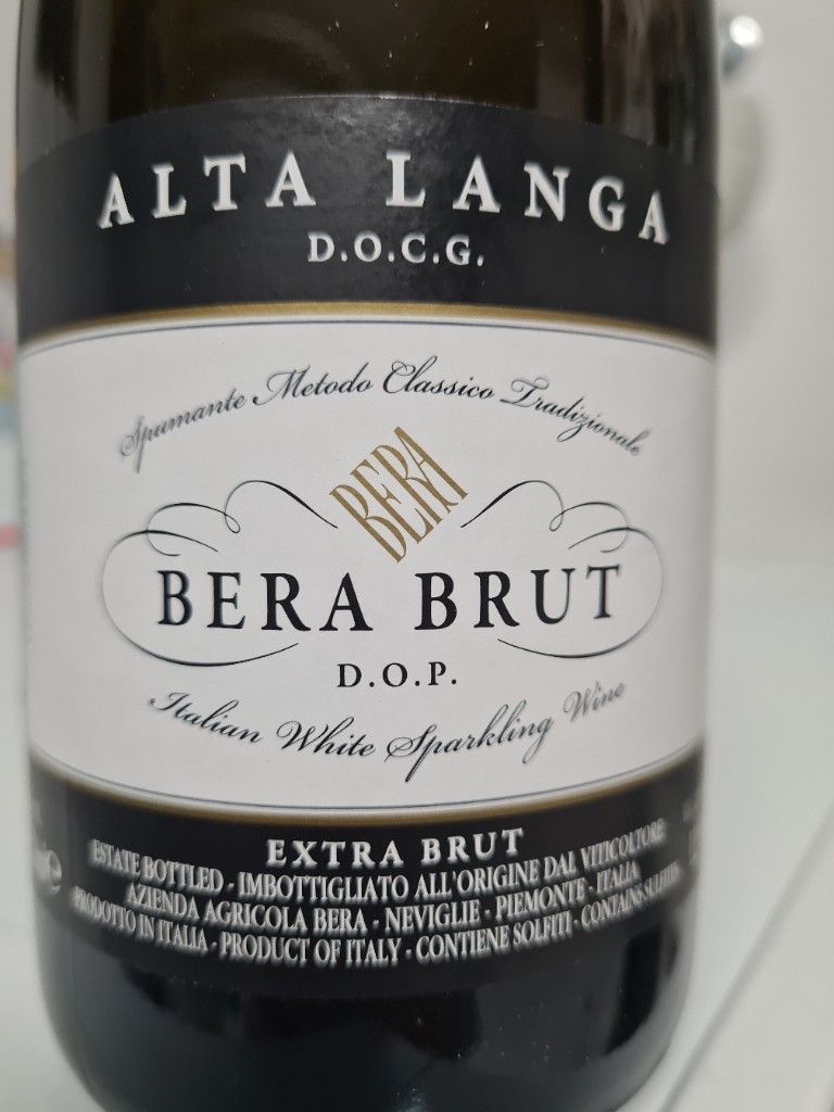 2016 Azienda Agricola Bera Langhe Alta Langa Bera Brut, Italy, Piedmont ...