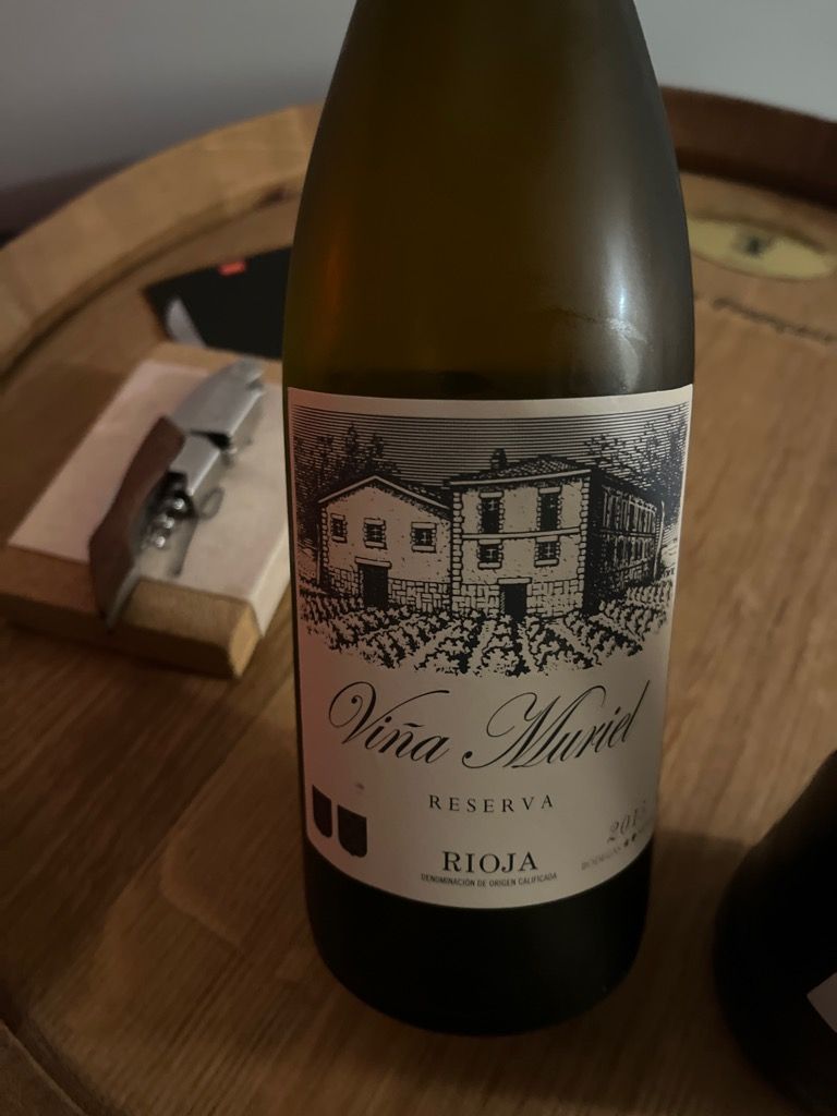 2015 Bodegas Muriel Rioja Viña Muriel Blanco Reserva, Spain, La Rioja ...