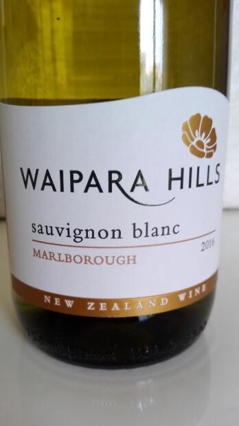 2015 Waipara Hills Wine Estate Sauvignon Blanc, New Zealand, South ...
