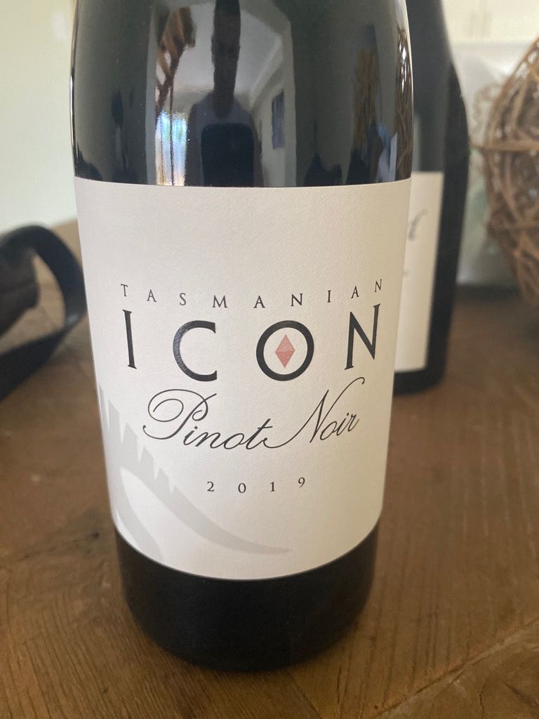 2018 Tasmanian Icon Pinot Noir, Australia, Tasmania - CellarTracker
