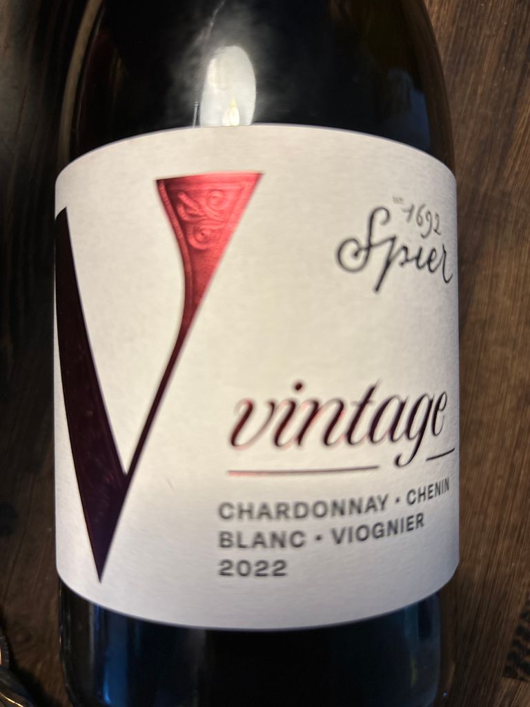 2022 Spier Vintage selection (char./chenin blanc/viognier), South Africa, Coastal Region ...