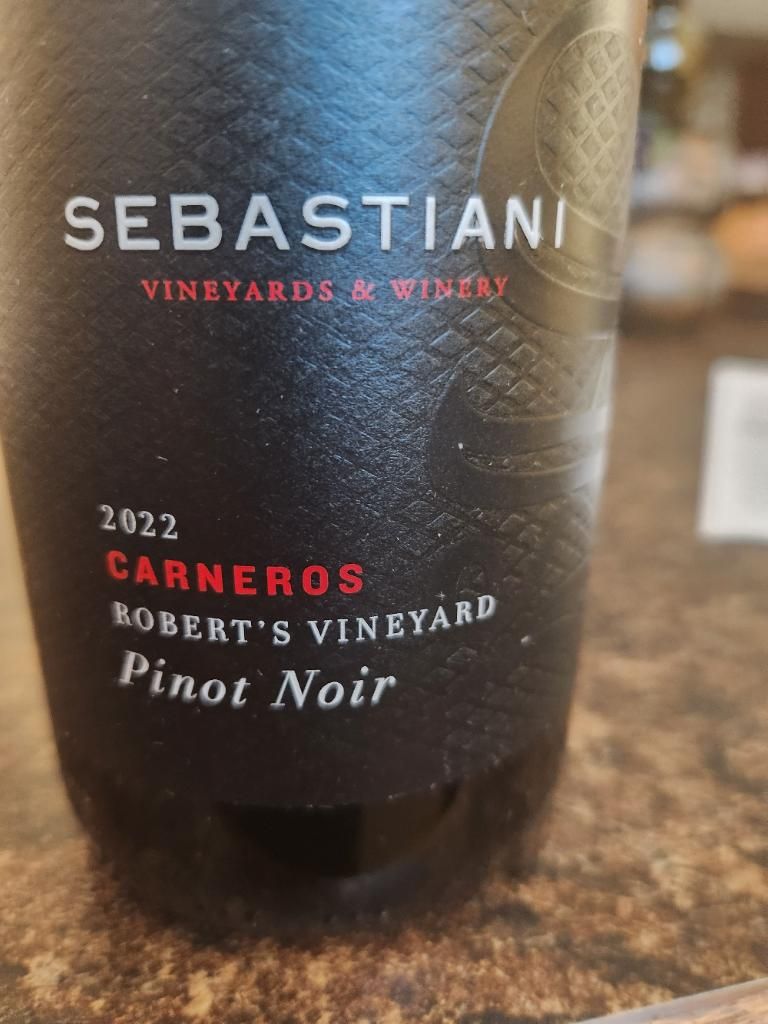 2022 Sebastiani Vineyards & Winery Pinot Noir Robert's Vineyard, USA ...