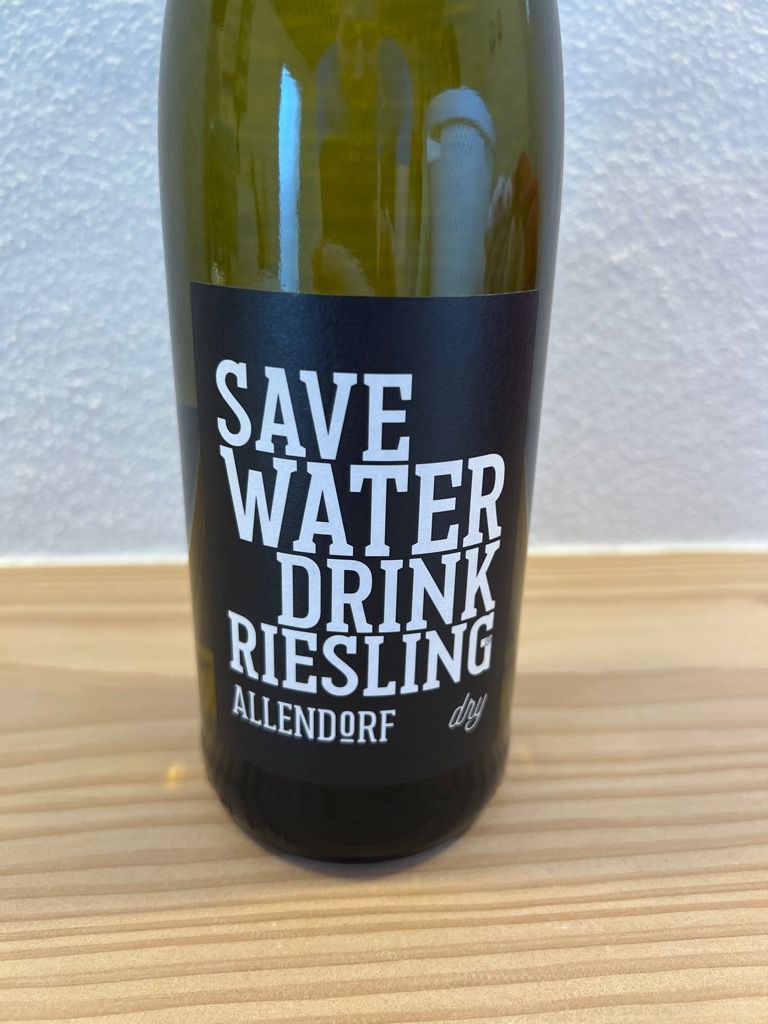 2022 Weingut Fritz Allendorf Riesling Save Water Drink Riesling fruity ...