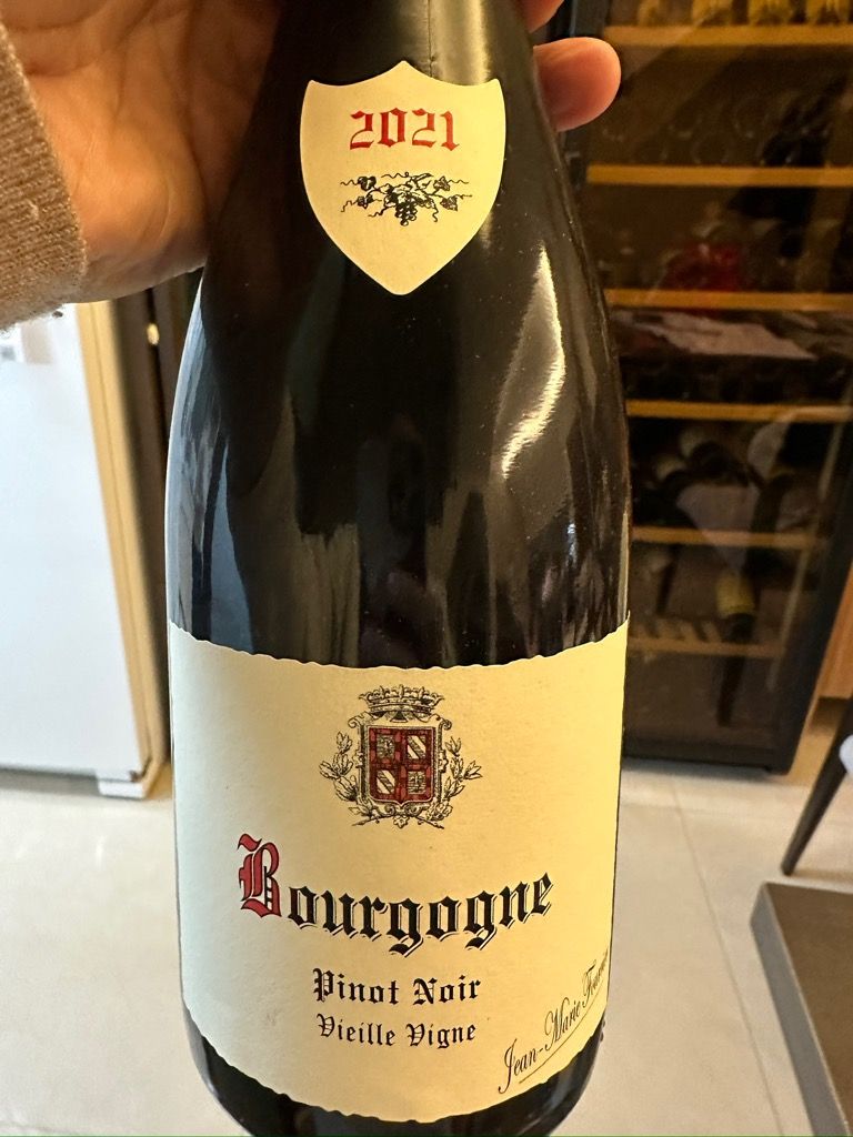 2021 Domaine Fourrier Bourgogne Vieille Vigne, France, Burgundy ...
