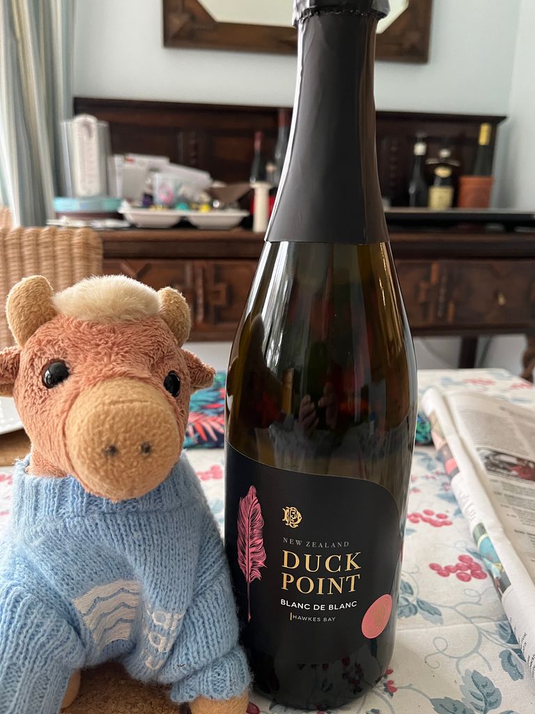 NV Duck Point Chardonnay Blanc de Blanc, New Zealand, North Island ...