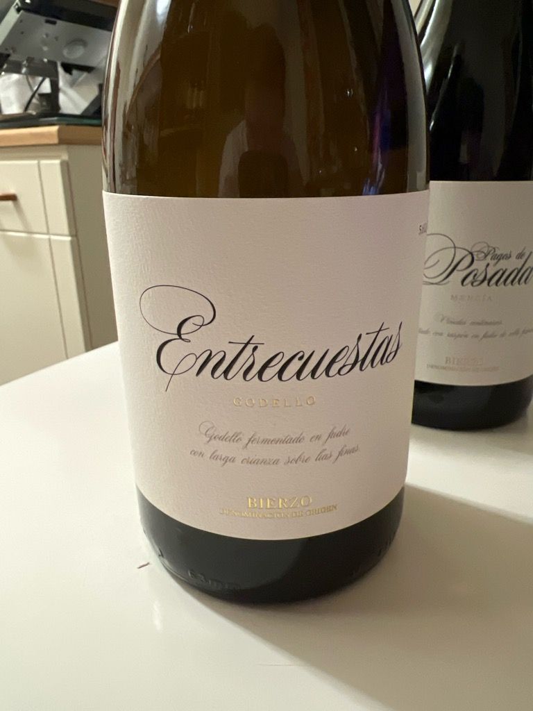 2021 Bodegas Estefanía Bierzo Entrecuestas, Spain, Castilla y León ...
