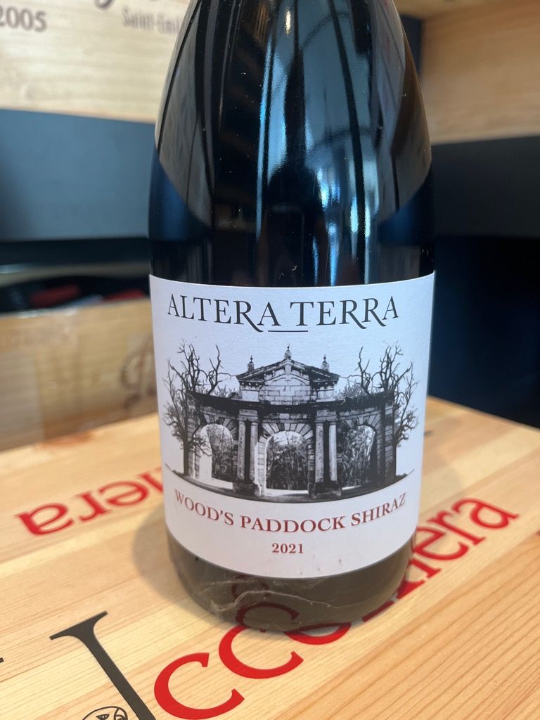 2021 Altera Terra Shiraz, Australia, South Eastern - CellarTracker