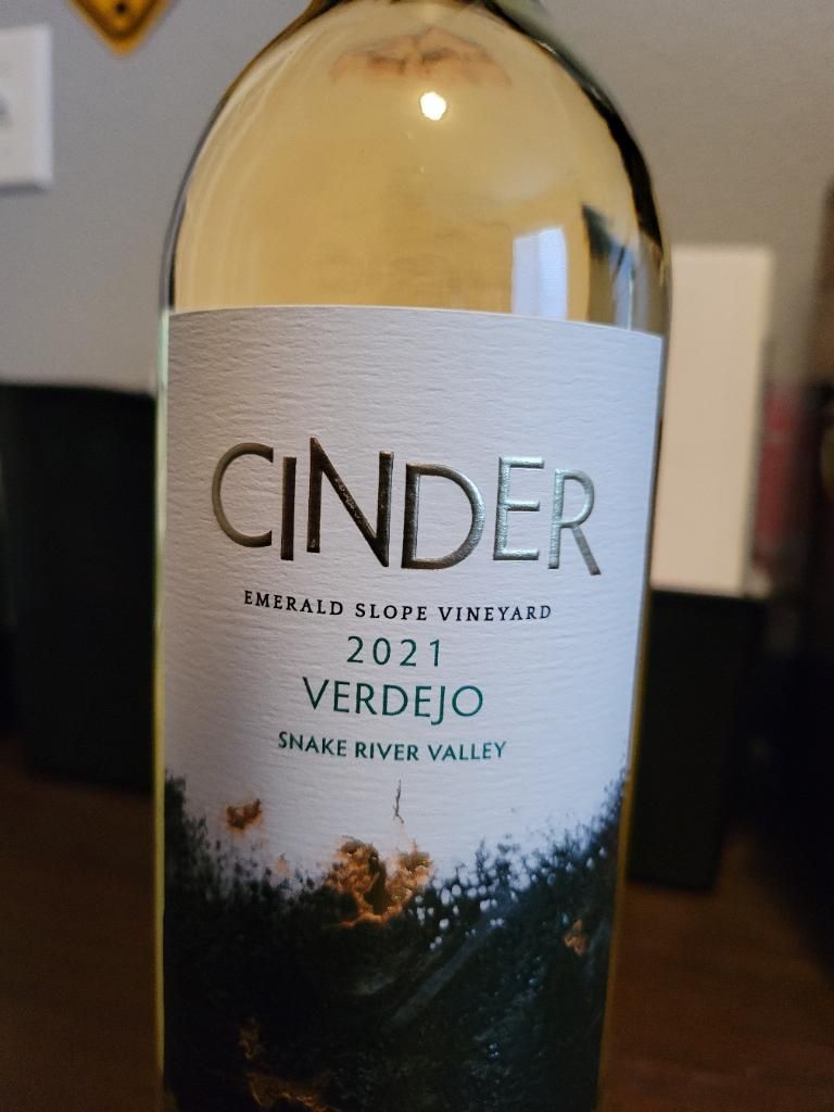 2021 Cinder Verdejo Emerald Slope, USA, Idaho, Snake River Valley ...