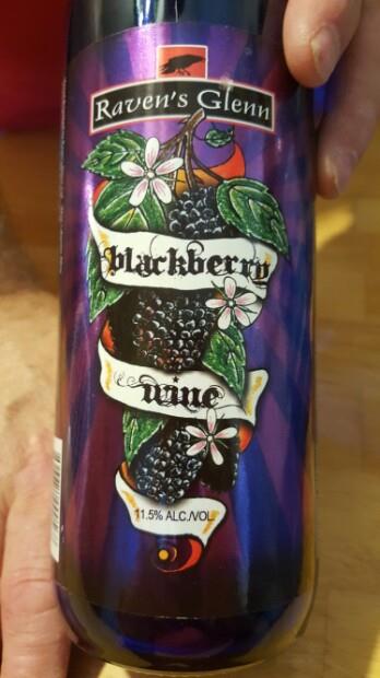 NV Raven's Glenn Blackberry, USA, Ohio, Tuscarawas River Valley ...