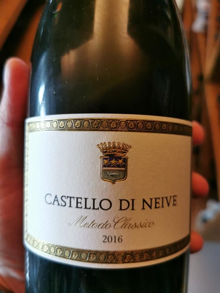 2016 Castello di Neive Metodo Classico, Italy, Piedmont, Piemonte DOC ...