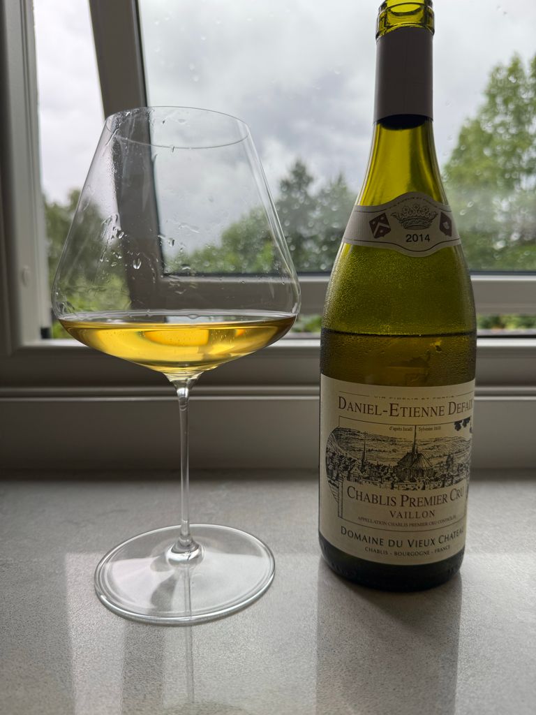 2014 Daniel-Etienne Defaix Chablis 1er Cru Vaillons, France, Burgundy ...