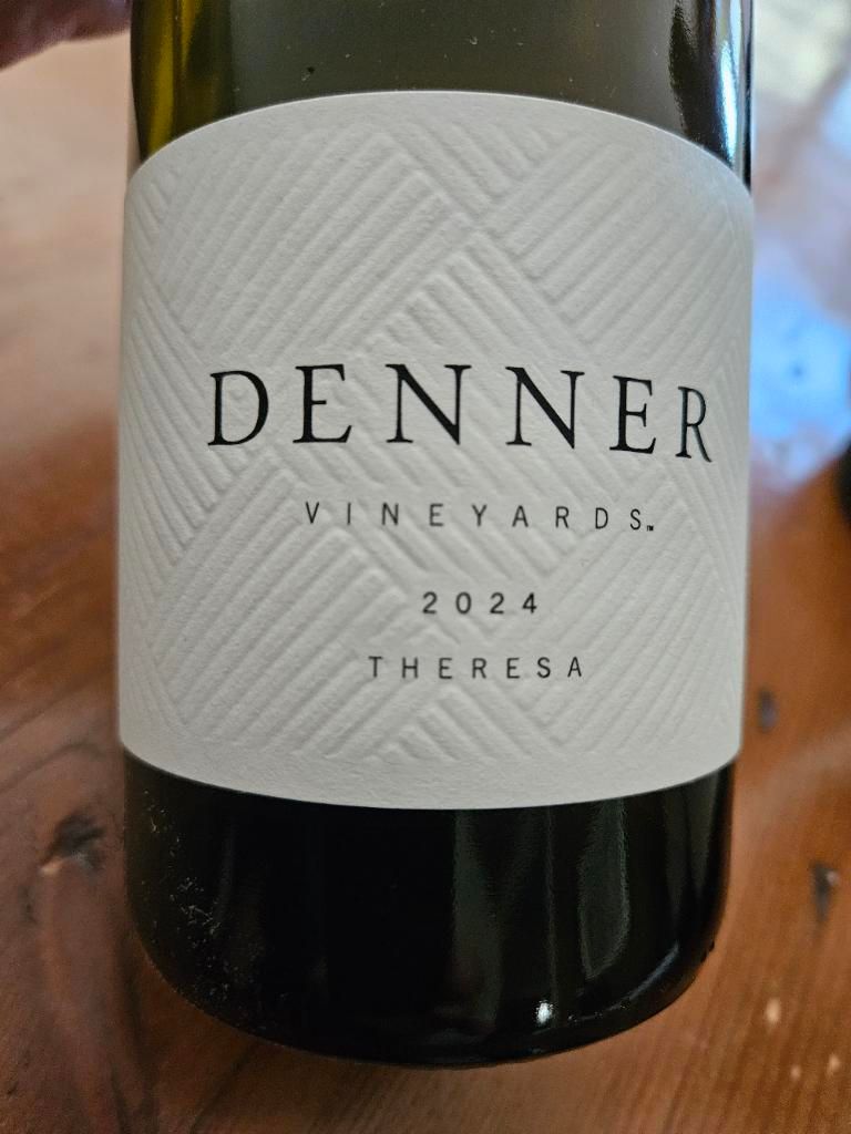 2024 Denner Theresa, USA, California, Central Coast, Paso Robles Willow ...