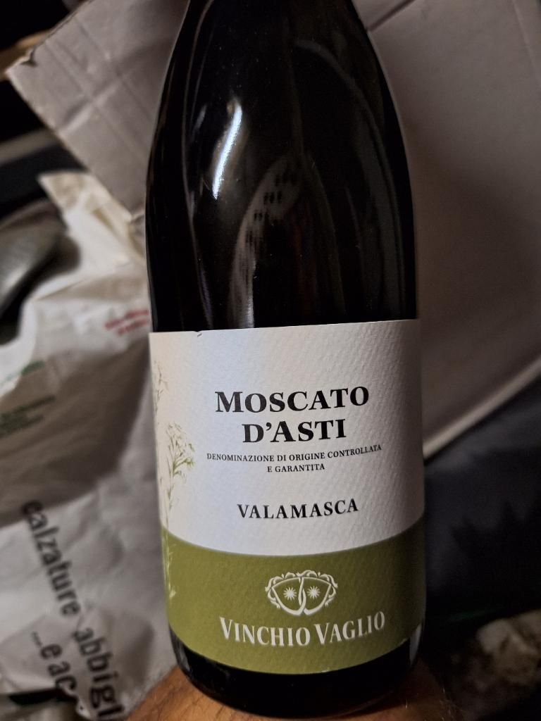 2021 Vinchio-Vaglio Serra Moscato d'Asti Valamasca, Italy, Piedmont ...