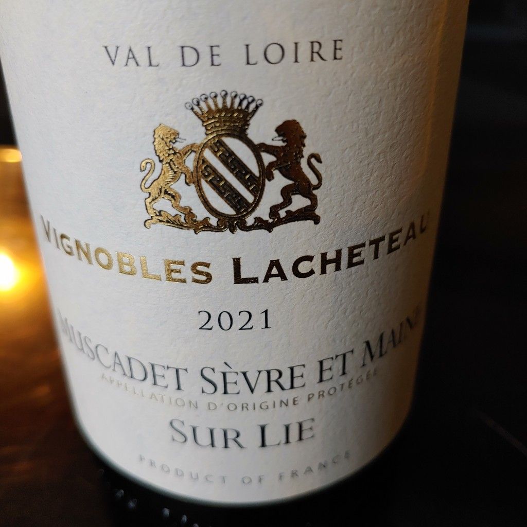 2021 LaCheteau Muscadet de Sèvre-et-Maine sur lie, France, Loire Valley ...