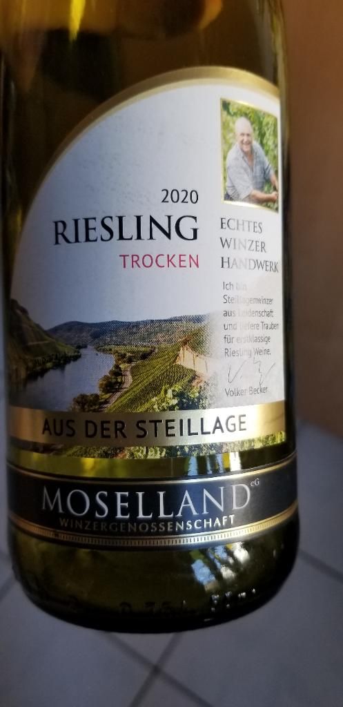 2022 Moselland eG Winzergenossenschaft Aus der Steillage Riesling Hochgewächs trocken, Germany ...