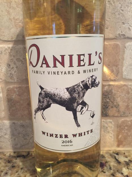 2016 Daniel's Family Vineyard & Winery Winzer White, USA, Indiana ...