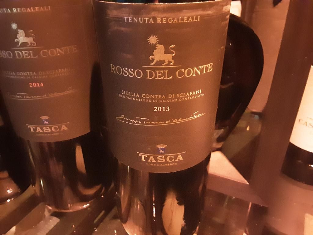 2014 Tasca D'Almerita Contea di Sclafani Tenuta Regaleali Rosso Del ...