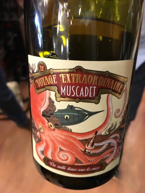 2021 Famille Lieubeau Muscadet Le Voyage Extraordinaire, France, Loire ...