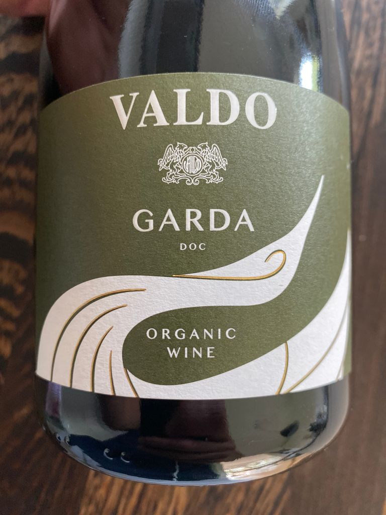 NV Valdo Garda Brut, Italy, Lombardia / Veneto, Garda - CellarTracker