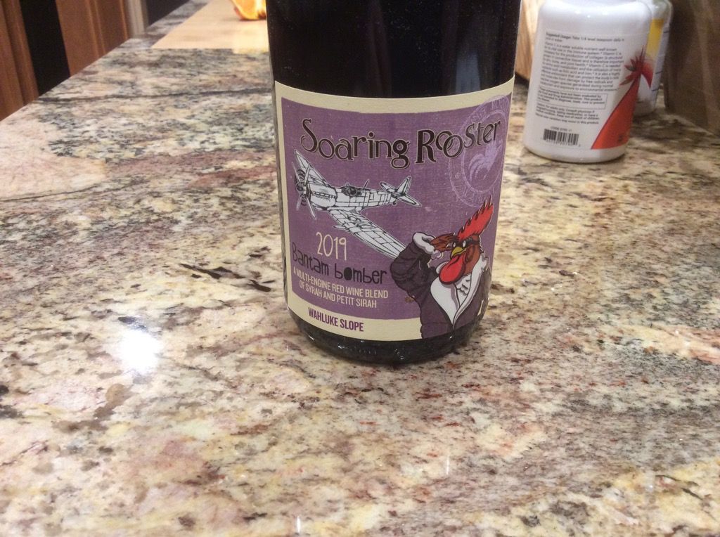 2019 Tagaris Soaring Rooster, USA, Washington, Columbia Valley, Wahluke ...