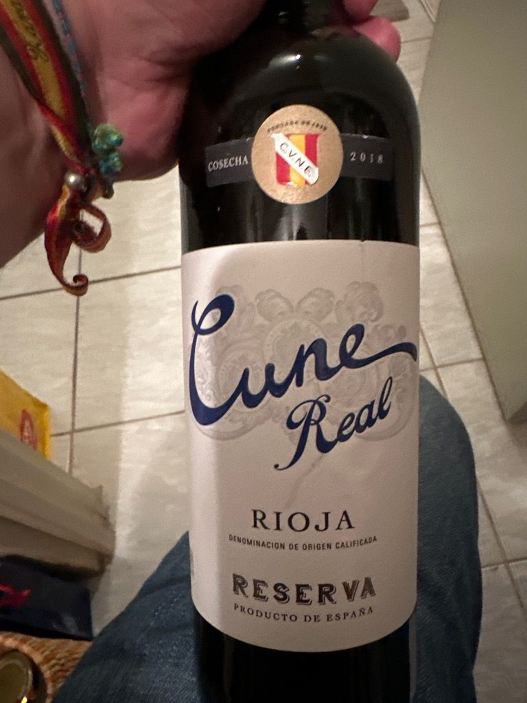 2016 C.V.N.E. (Compañía Vinícola del Norte de España) Rioja Cune Real Reserva, Spain, La Rioja ...