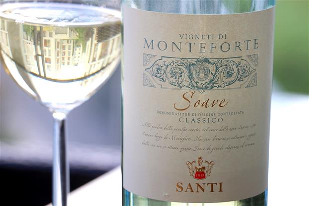 2017 Santi Soave Classico Vigneti di Monteforte, Italy, Veneto, Soave ...