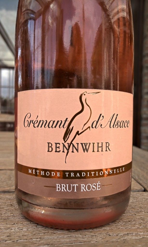 NV Les vignerons réunis de Bennwihr Westhalten Crémant d'Alsace Pinot Noir Brut Rosé, France ...