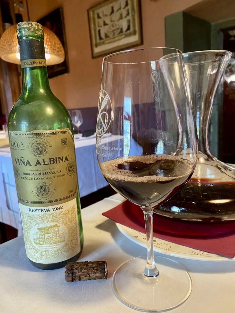 1982 Bodegas Riojanas Rioja Viña Albina Reserva, Spain, La Rioja, Rioja ...