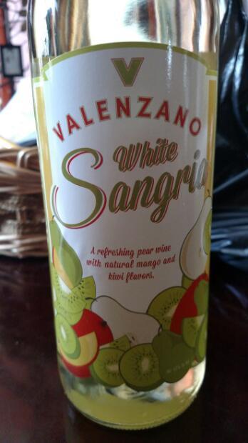 NV Valenzano Winery Red, White, and Blueberry Sangria, USA, New Jersey ...