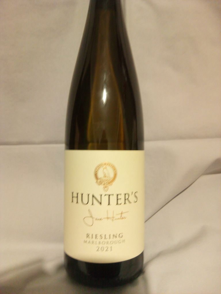 2023 Hunter's Riesling, New Zealand, South Island, Marlborough ...